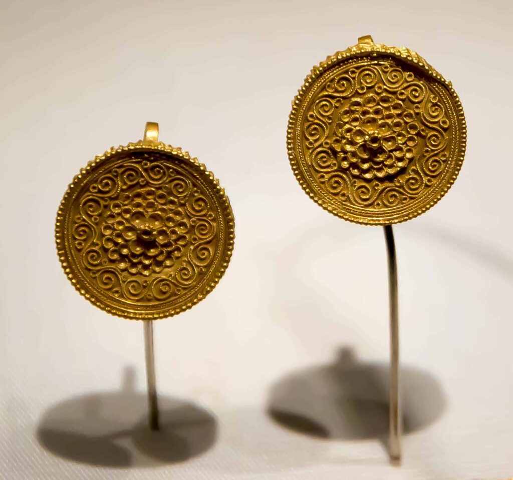 Ancient Disc. – Antique Jewelry University