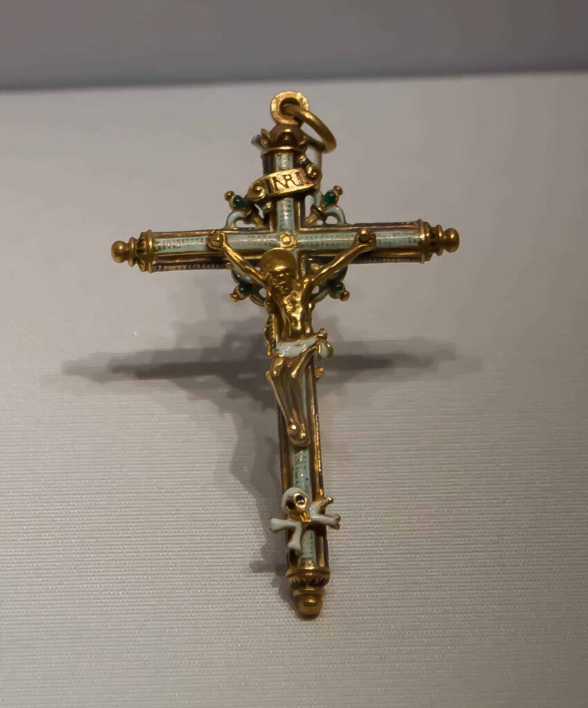 Gold_Cross – Antique Jewelry University