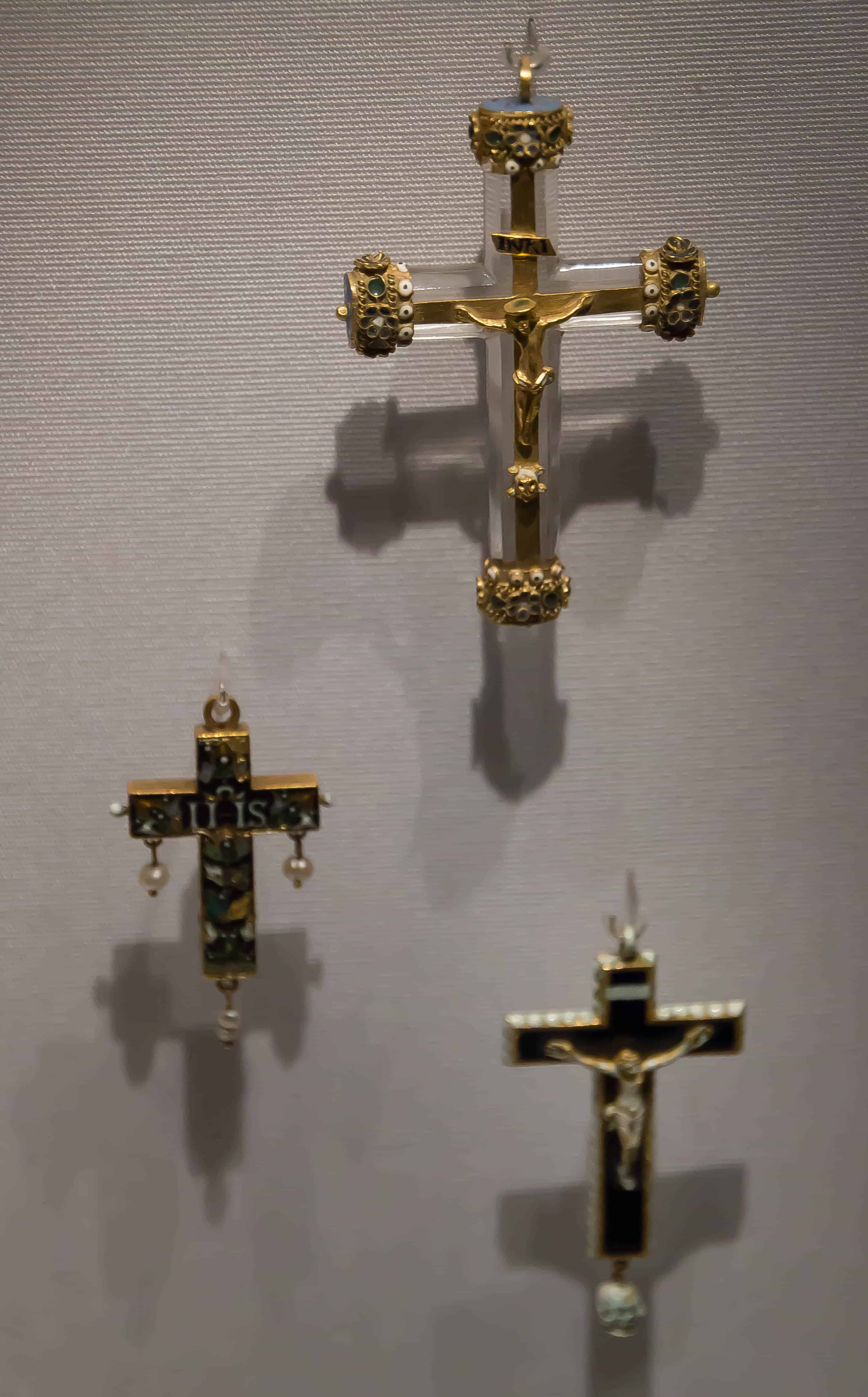 Gold_Crosses | Antique Jewelry University