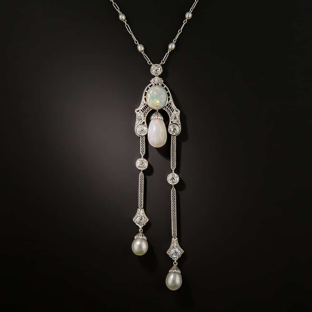 Négligée | Antique Jewelry University