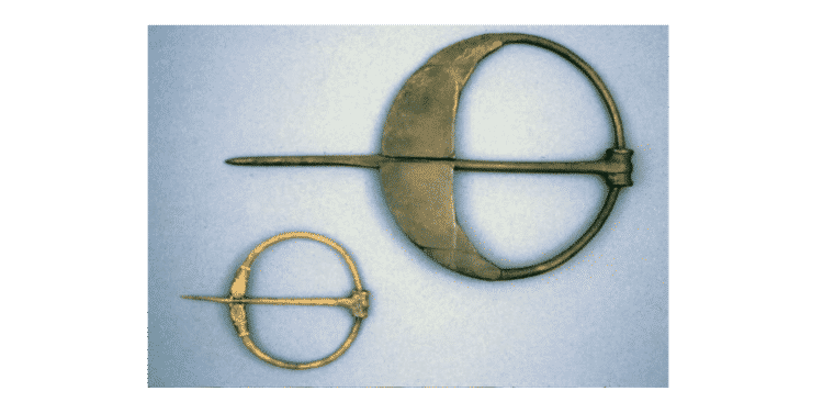 Penannular Brooch | Antique Jewelry University