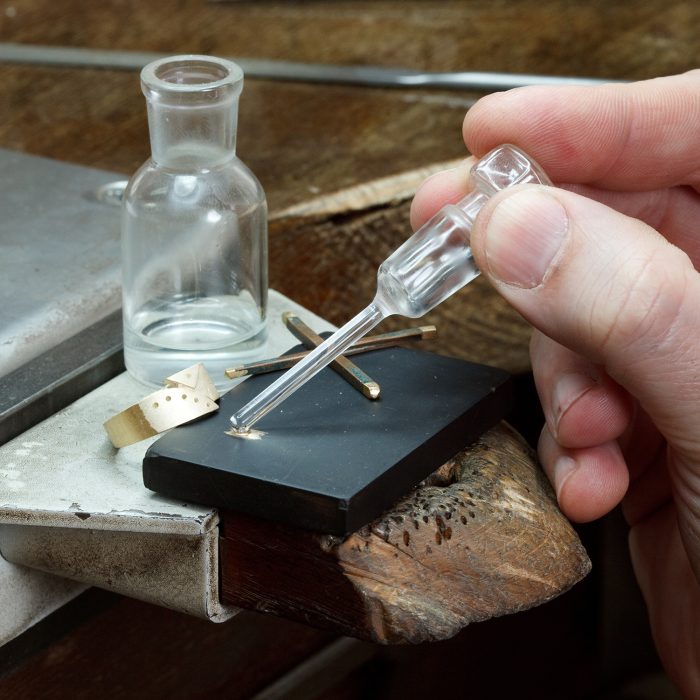 Gold – Antique Jewelry University